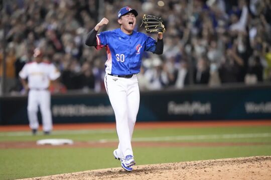 WBC資格賽｜火球連發飆3K關門！曾峻岳極品速球獲「滿分評價」 比令和怪物更猛｜知新聞