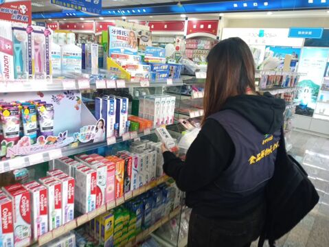 洗髮露廣告踩紅線！標榜「改善掉髮、促進生長」 重罰金額曝光｜知新聞